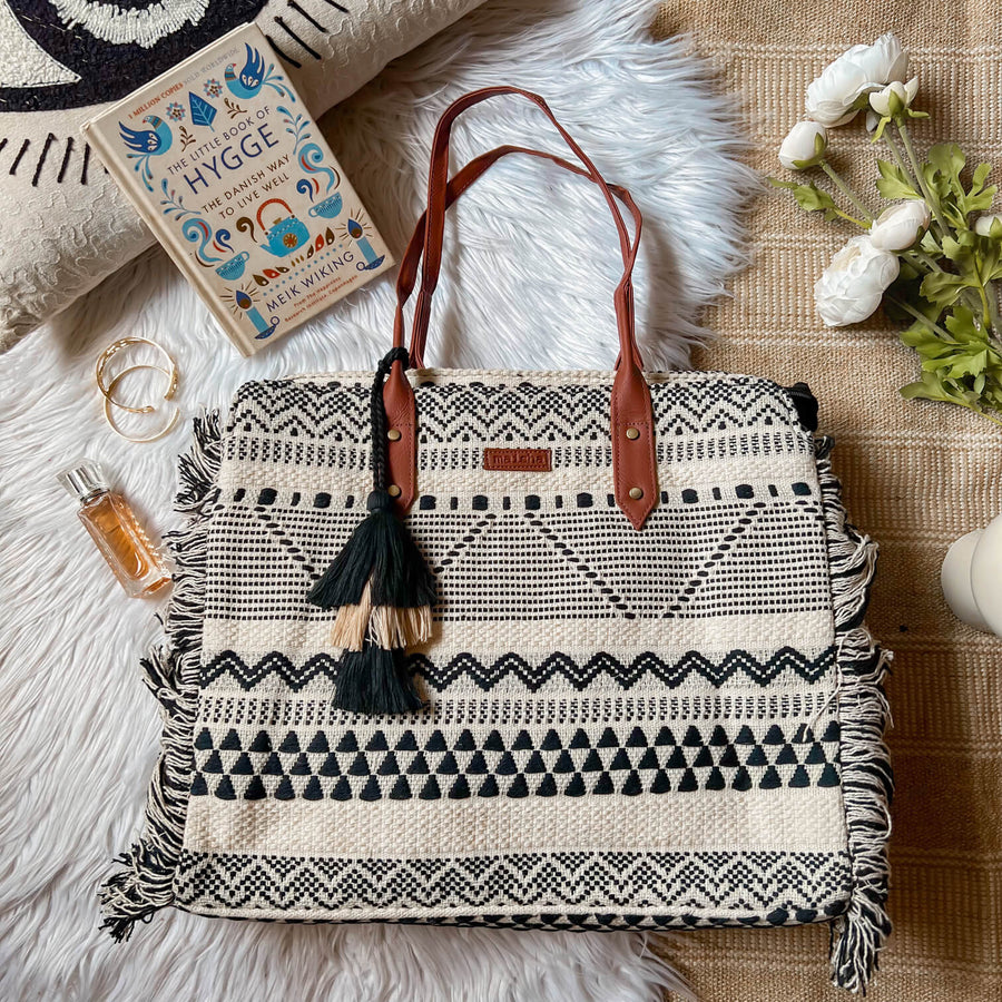 Handcrafted Bags - Buy Designer Cotton & Jute Bags Online | Maisha ...